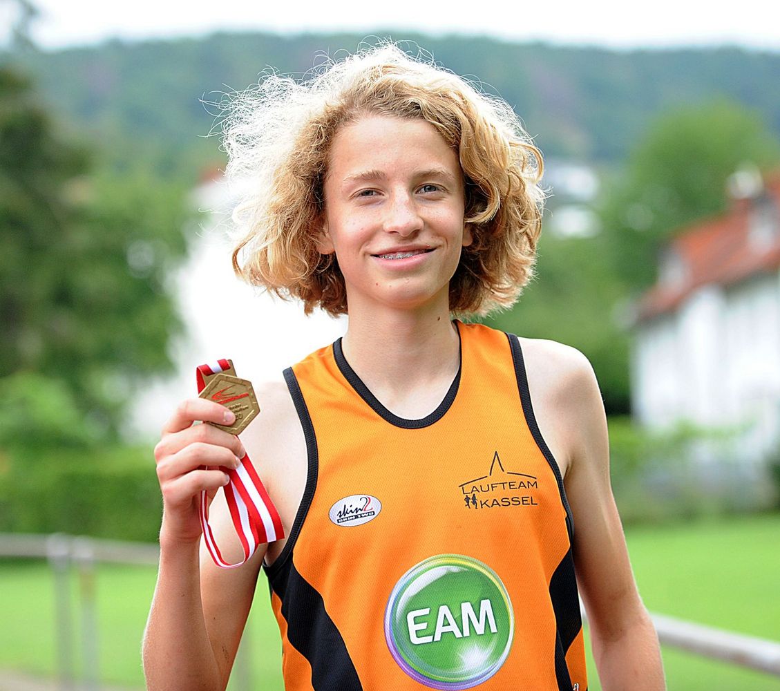 HLV Kreis Wetterau: HM der U18: Maximilian Grün mit 2,02 Metern ...